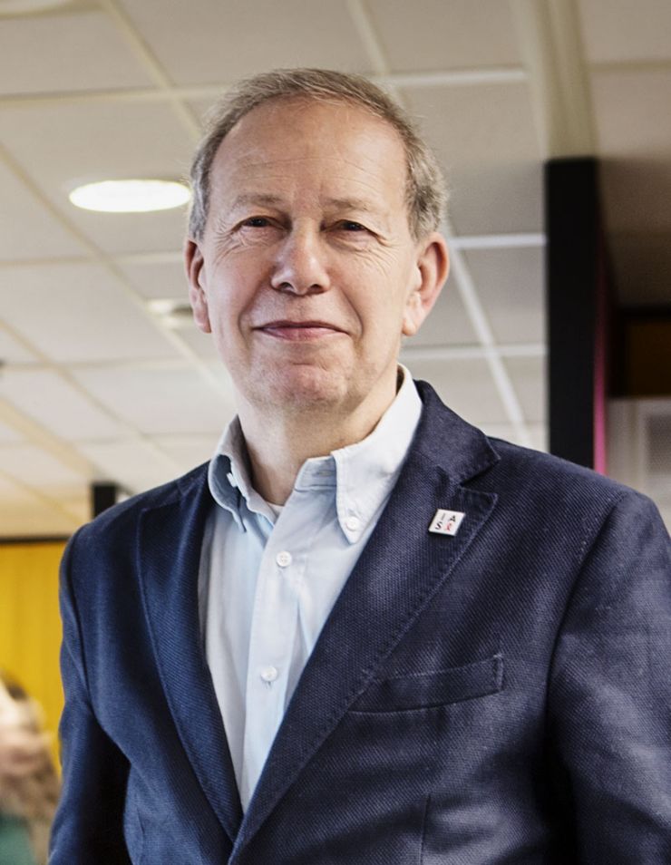 MediaMedic - Page 7 of 16 - Connecting Medical Expertise through Media