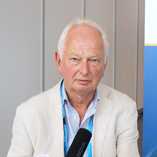 Dr. Nigel Russell: The Latest International Treatment Advances in Acute ...